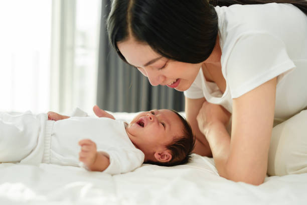 Study: Everyday Social Interactions Aids Infant Language Development