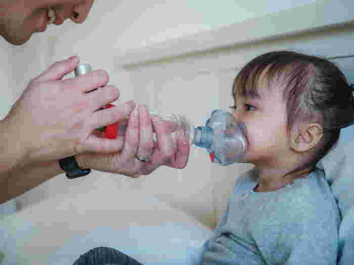 Childhood Asthma: Recognizing Symptoms and Managing Asthma Attacks Childhood Asthma: Recognizing Symptoms and Managing Asthma Attacks