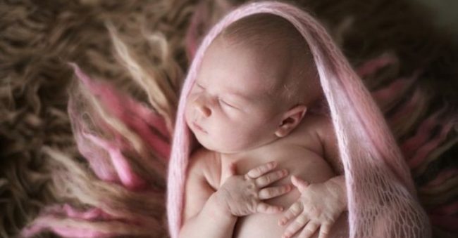 Athelia: Definition, Symptoms, Causes, Prevention, Treatment