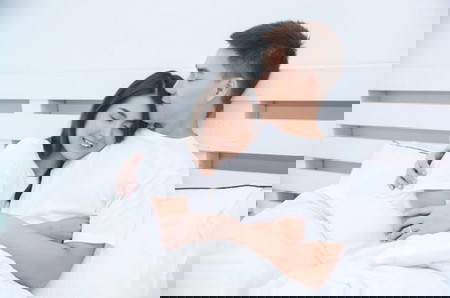 16 Posisi Seks Favorit Suami, Bunda Perlu Tahu, Nih!