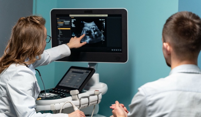 Know What the NIPT Test Is: Purpose, Screening Method, and When to Do It