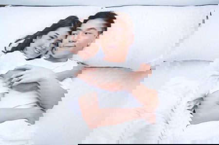 Gaya berhubungan intim - 5 Posisi seks dengan teknik senam kegel