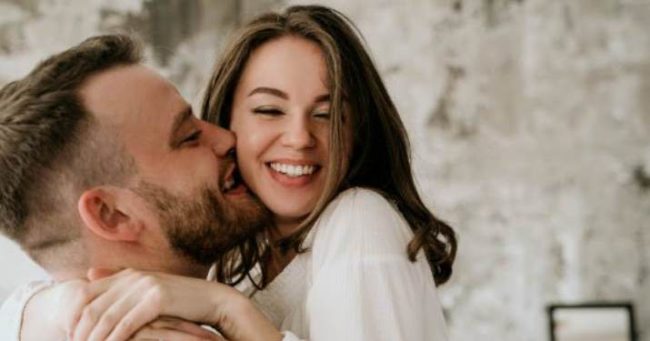 5 Bahasa Cinta Ini Penting Dipahami, Bantu Hubungan Lebih Harmonis