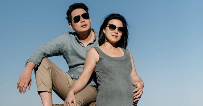 Edric Tjandra umumkan jenis kelamin anak pertamanya, penasaran?