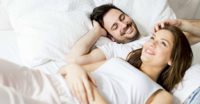 10 Cara Cepat Merangsang Perempuan, Pak Suami Wajib Tahu!