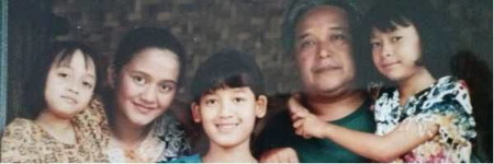 Adi Kurdi meninggal dunia, sang istri:"Dia pergi di hari yang baik"