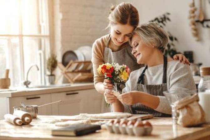 Harmonis dengan Mertua, Ini 5 Hal Penting yang Harus Dilakukan