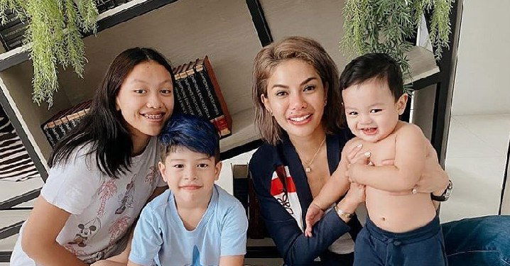 Anak Nikita Mirzani Diadopsi Sahabatnya, Fitri Salhuteru