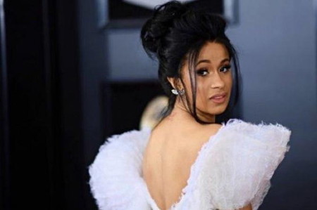 Cardi B Gugat Cerai Suami Setelah Memaafkan Perselingkuhan