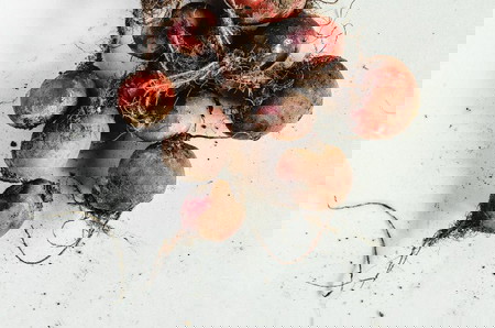 5 Jenis Sayuran Berwarna Merah yang Baik untuk Buah Hati