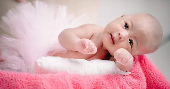 62 Ide Nama Bayi Embun untuk Calon Buah Hati Parents