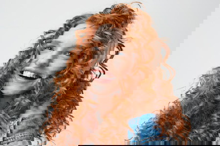 10 Cara Merawat Rambut Keriting di Rumah agar Tetap Indah dan Sehat