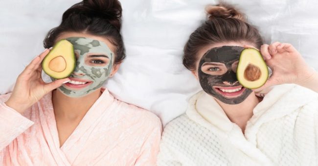 12 Masker Organik dengan Bahan Pilihan di 2023, Wajah Glowing Alami