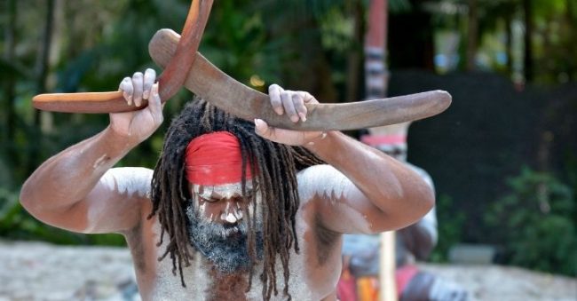 Mengenal Suku Aborigin Australia: Sejarah dan Asal-usulnya