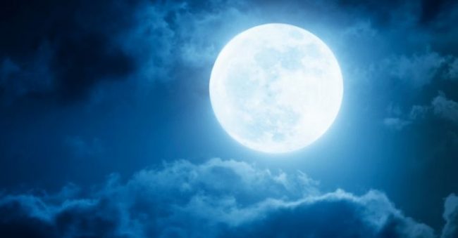 5 Fakta Fenomena Blue Moon, Seberapa Langka Terjadi?
