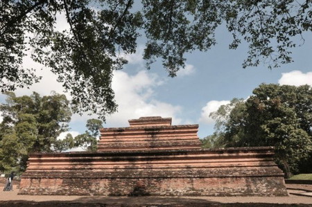 Kerajaan Sriwijaya Prasasti: Raja, Keruntuhan, dan Candi Peninggalannya