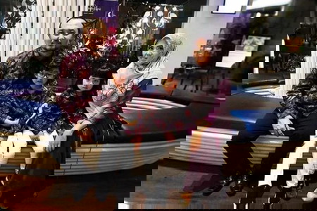 10 Artis Yang Menikah Dengan Dokter Beda Profesi Tapi Tetap Cinta