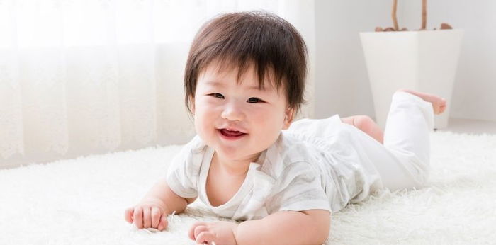 5 Ciri Bayi Cerdas Usia 4 Bulan, Cek di Sini Parents!