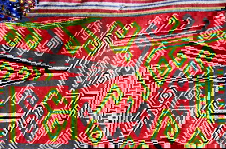 4 Fakta Menarik dan Jenis-Jenis Kain Tenun Dayak