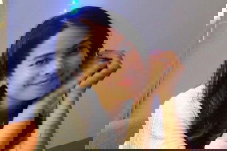 6 Artis yang Punya Hobi Unik, dari Cium Ketiak sampai Jarang Mandi