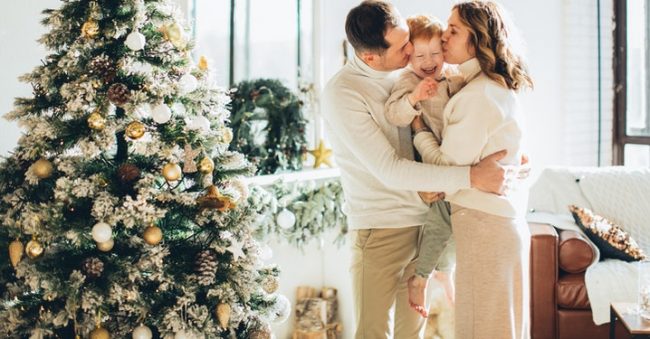 7 Cara Mengajarkan Anak Makna Hari Natal