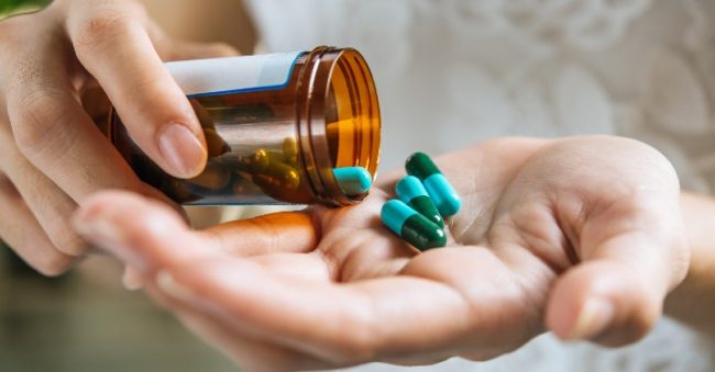 Obat Piroxicam – Manfaat, Dosis, dan Efek Samping