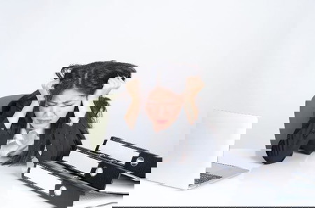 Cara Mengatasi Distraksi saat Bekerja Agar Bisa Fokus