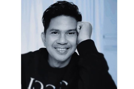 12 Pesona Ronny Sianturi di Usia 56 Tahun, Masih Betah Menduda
