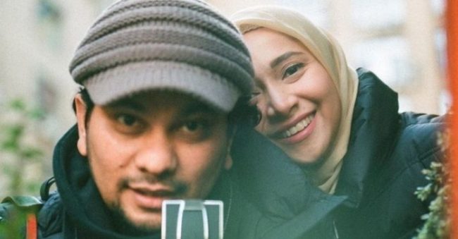 11 Potret Kompak Tompi dan Istri yang Jarang Tersorot