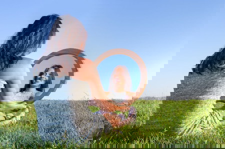 6 Keuntungan Melakukan Refleksi Diri, Mulailah dengan Cara Ini