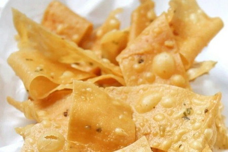 5 Resep Pangsit Bawang Goreng Nikmat, Bisa untuk Ide Bisnis!