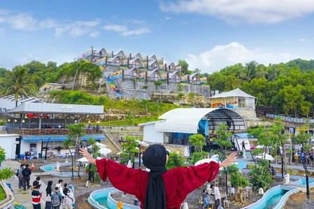 Sensasi Wisata HeHa Ocean View, Berfoto dengan Pemandangan Laut