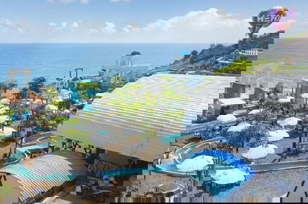 Sensasi Wisata HeHa Ocean View, Berfoto dengan Pemandangan Laut