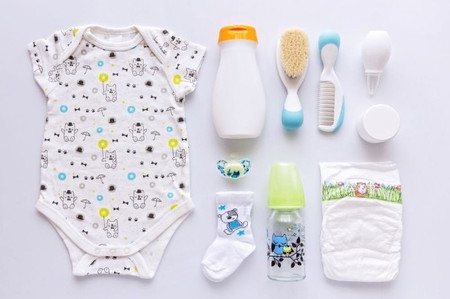25 Kado untuk Bayi Baru Lahir, Bermanfaat dan Pasti Dipakai