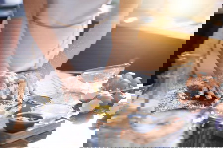 8 Artis Jago Bikin Kue, Inspiratif dan Berbakat