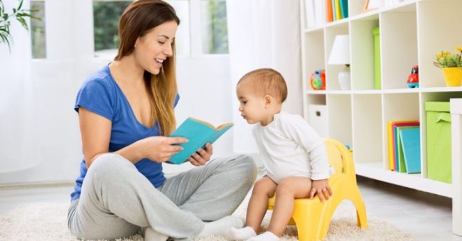 Permainan Bayi 10 Bulan yang Bisa Parents Coba Bersama Si Kecil