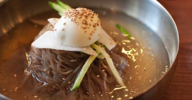 Mengenal Naengmyeon, Mi Dingin Khas Korea dan Resepnya