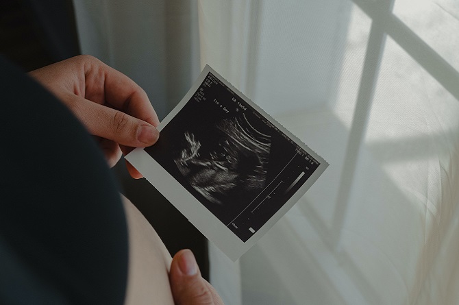 How to Check Uterine Fundus Height or TFU According to Gestational Age