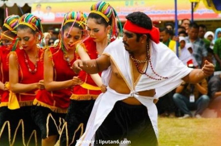Tari Adat Riau yang Penuh Pesona Dan Menyimpan Sejarah Kebudayaan