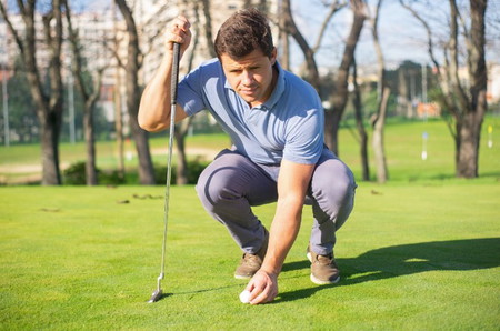 Teknik Bermain Golf untuk Pemula bagi yang Baru Pertamakali Mencoba