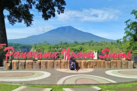 24 Tempat Wisata di Bukittinggi Terpopuler, Bukan Hanya Jam Gadang!
