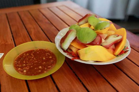 10 Tempat Berburu Rujak Enak di Jakarta, Pedasnya Bikin Melek