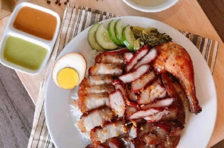 Kulik 12 Tempat Nasi Campur Enak di Jakarta yang Wajib Dicoba!