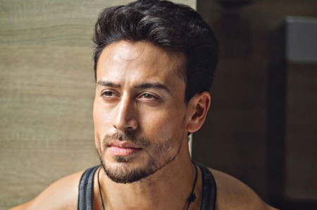 Profil Tiger Shroff Lengkap, Mulai Karier Hingga Kisah Cinta Dengan Disha
