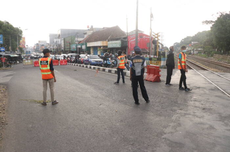 Mengenal Komunitas Edan Sepur, Sosialisasikan Keselamatan Berkendara