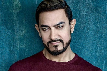 12 Aktor Bollywood usia 50 Tahun yang Tetap Gagah dan Awet Muda