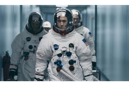 12 Film Tentang Luar Angkasa Terbaik, Penuh Aksi Visual Ciamik
