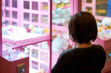 5 Fakta Permainan Capit Boneka Haram, Fatwa MUI Sudah Lama