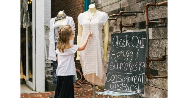 Cara Mudah Mencuci Baju Thrift Shop, Bikin Bersih dan Bebas Bakteri