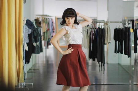 17 Potret Gaya Retro Artis Indonesia, Ada Gisel hingga Wulan Guritno